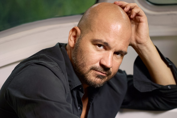 Autorinnen und Autoren